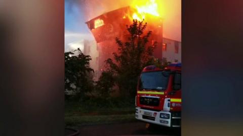 Bristol Premier Inn: Fire at hotel near Cribbs Causeway - BBC News