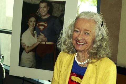 Noel Neill, the original Lois Lane, dies aged 95 - BBC News