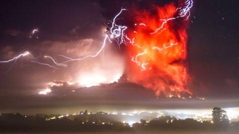 Red rainbows: What are they and how are they caused? - BBC Newsround