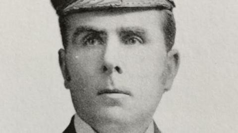 The forgotten first captain of the Titanic from Rugby - BBC News