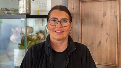 Hull and East Yorkshire mayoral candidates' debate - BBC News