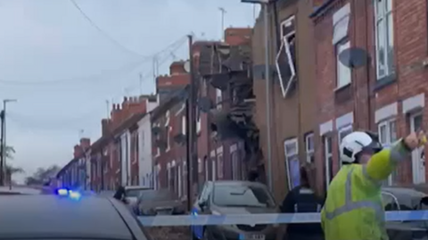 Worksop explosion: Major incident after house destroyed and people ...