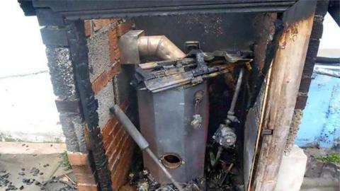 Timeline of dissident republican activity - BBC News