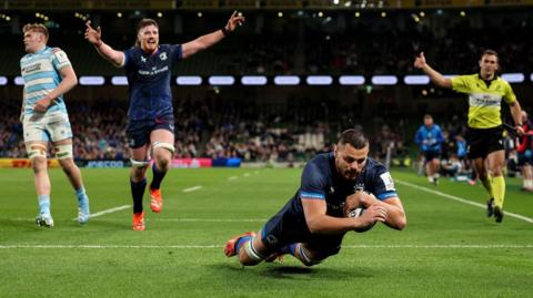 Eight-try Leinster crush Glasgow Warriors to reach semi-finals - BBC Sport