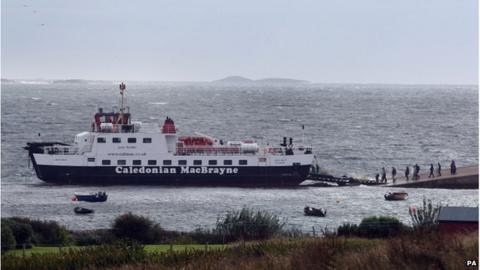 Clyde and Hebrides ferries contract document published - BBC News