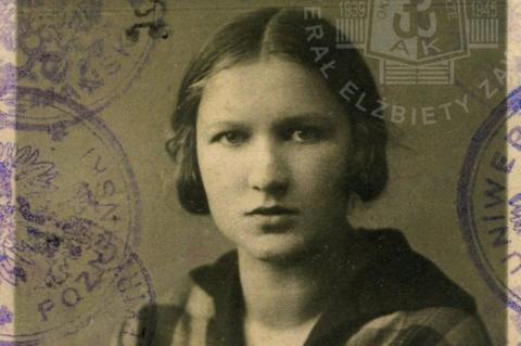 Agent Zo: The woman who parachuted into Nazi-occupied Poland - BBC News