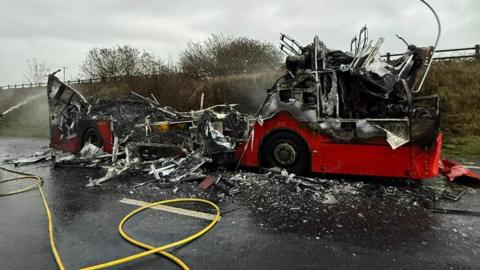 A30 carriageway in Cornwall closed for hours after bus fire - BBC News