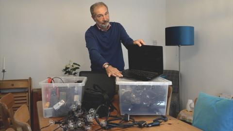 E-waste 'drawers of doom' growing, say campaigners - BBC News