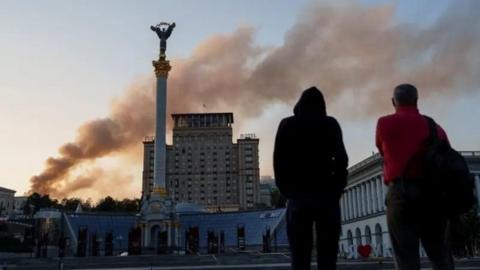 Ruushka oo markii ugu horreysay weeraray dhisme muhima oo ay leedahay ...