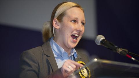 Mhairi Black to step down as SNP MP at next election - BBC News