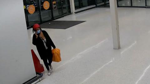 Sutton: Deveca Rose jailed after her four sons died in house fire - BBC ...