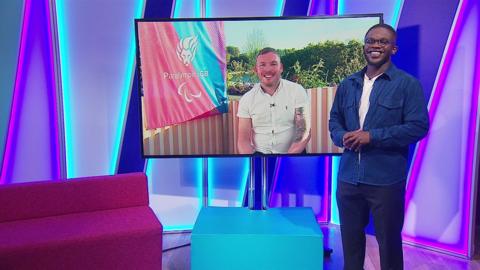 Why is the bee a symbol of Manchester? - BBC Newsround