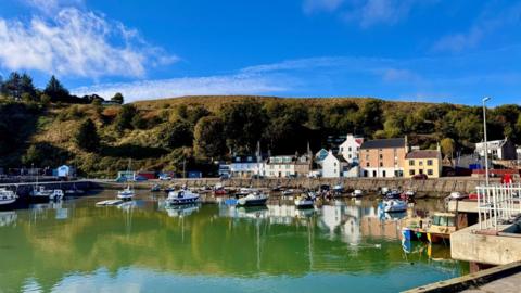 What do colours on the BBC Weather maps mean? - BBC Weather