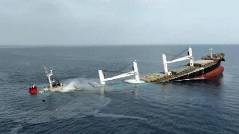 Maandamano Kenya: Afisa wa polisi ashtakiwa kwa mauaji ya mchuuzi - BBC ...