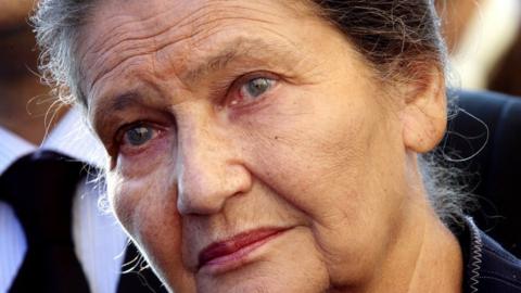 Simone Veil: French politician and Holocaust survivor dies - BBC News