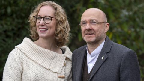 Ross Greer and Gillian Mackay elected Scottish Greens co-leaders - BBC News