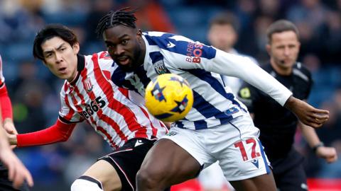 West Bromwich Albion 0-0 Stoke City: Draw lifts Baggies out of drop ...
