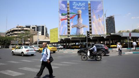آنچه گذشت؛ ترامپ: توافق با ایران یکشنبه امضا و تنگه هرمز فوری باز می ...