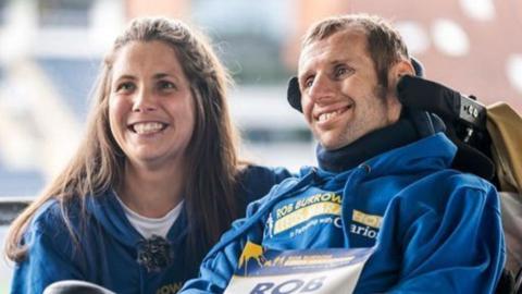 Rob Burrow: Leeds Rhinos announce death of rugby league star - BBC Sport