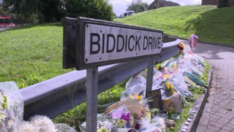 Plymouth shootings: Why was Jake Davison allowed a gun? - BBC News