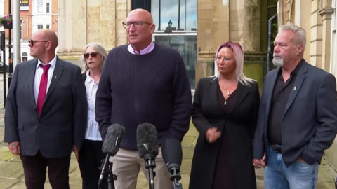 Anne Sacoolas sorry for 'tragic mistake' in Harry Dunn case - BBC News