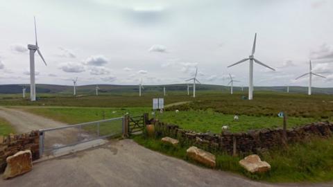 Solar panels plan proposed for moorland wind farm near Cliviger - BBC News