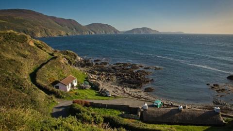 Book aims to make Manx folklore 'more modern and accessible' - BBC News