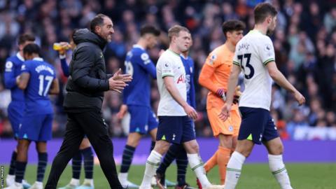 Tottenham must change mentality to end trophy drought - Stellini - BBC ...