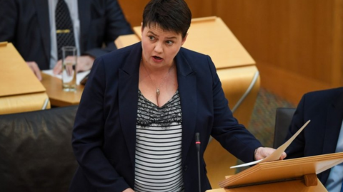 Ruth Davidson: Pregnancy is 'joyous and hopeful' - BBC News