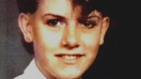 Lisa Hession death: £50k reward offered to find girl's killer - BBC News