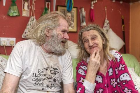 Can the Happy Club help save Jaywick Sands? - BBC News