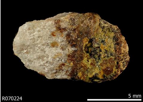 Earth's rarest minerals catalogued - BBC News