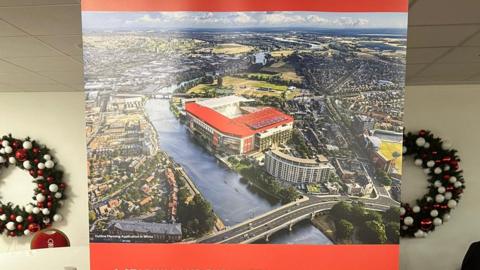 Nottingham Forest lodge plans to take ground capacity over 50,000 - BBC ...