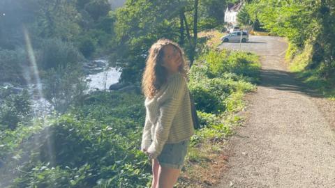 What exactly is freshers' flu - and why do so many get it? - BBC News