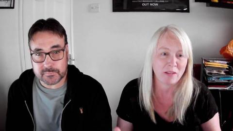 ZX Spectrum: The computer that became a 1980s icon - BBC News