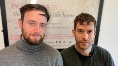 Nottingham play tells real-life story of one-punch killing - BBC News