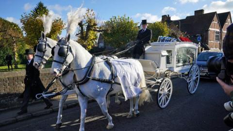 Liam Payne: One Direction stars join family and friends at funeral ...