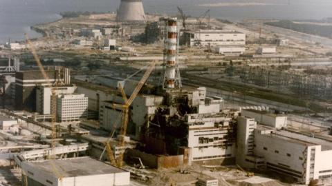 What is AWE and why does it need emergency alerts? - BBC News