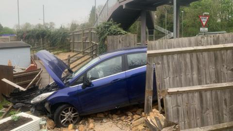 A1 crash captured by BBC crew filming road safety report - BBC News