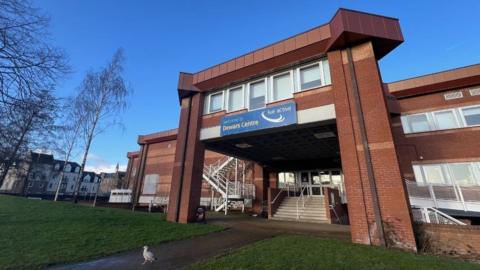 Closure confirmed for Bell's Sports Centre in Perth - BBC News
