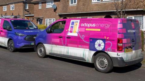 Octopus Energy to spin off $8.65bn tech arm Kraken - BBC News