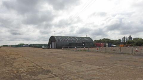 World War Two airfield in Bourn set for housing development - BBC News