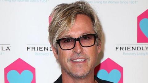 Charlie Colin: Founder of US rock band Train dies aged 58 - BBC News