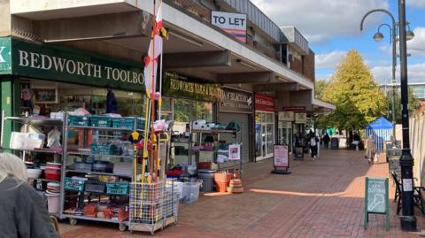 Public's views wanted on £20m grant for Bedworth - BBC News