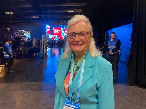 Reform UK’s Trump-style rally fires up new members - BBC News