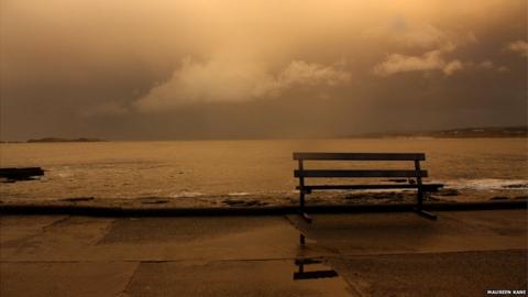 In pictures: Northern Ireland in the season of mists - BBC News