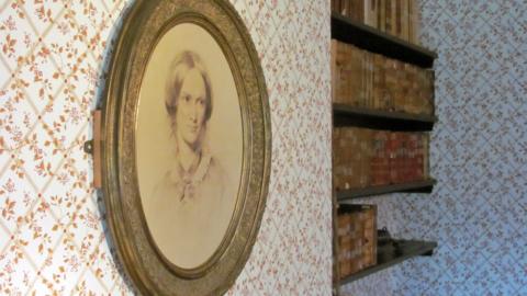 Charlotte Brontë drawing sells for more than £13,000 - BBC News