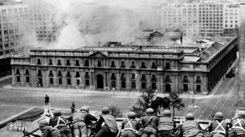 Pinochet coup: The Chilean exiles who escaped to Scotland - BBC News