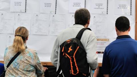 Q&A: What benefits can EU migrants get? - BBC News