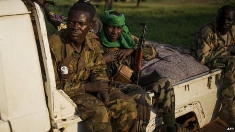 France begins to disarm Central African Republic militias - BBC News